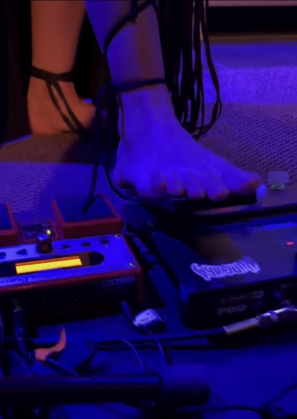 Noelle Dos Anjoss Feet