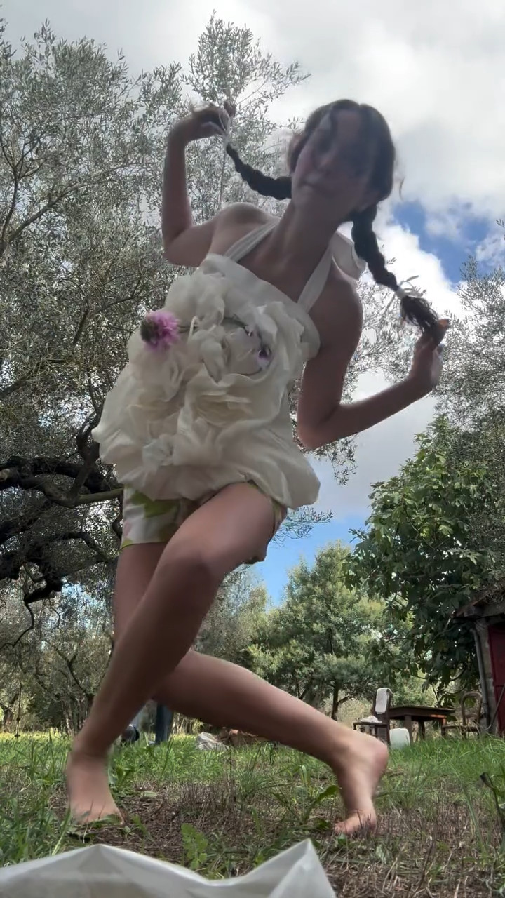 Noemi Magagnini's feet