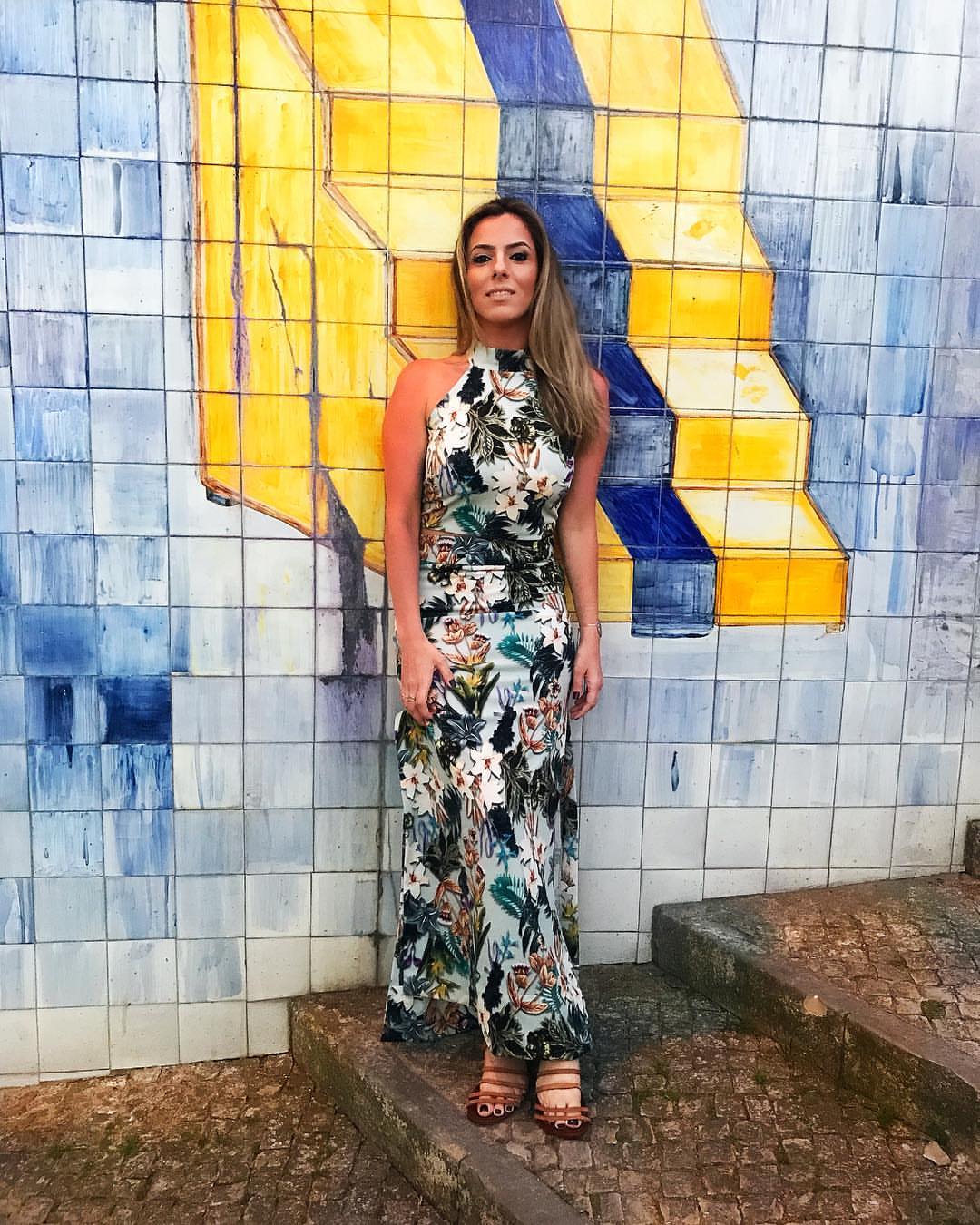 Paola Machado's feet