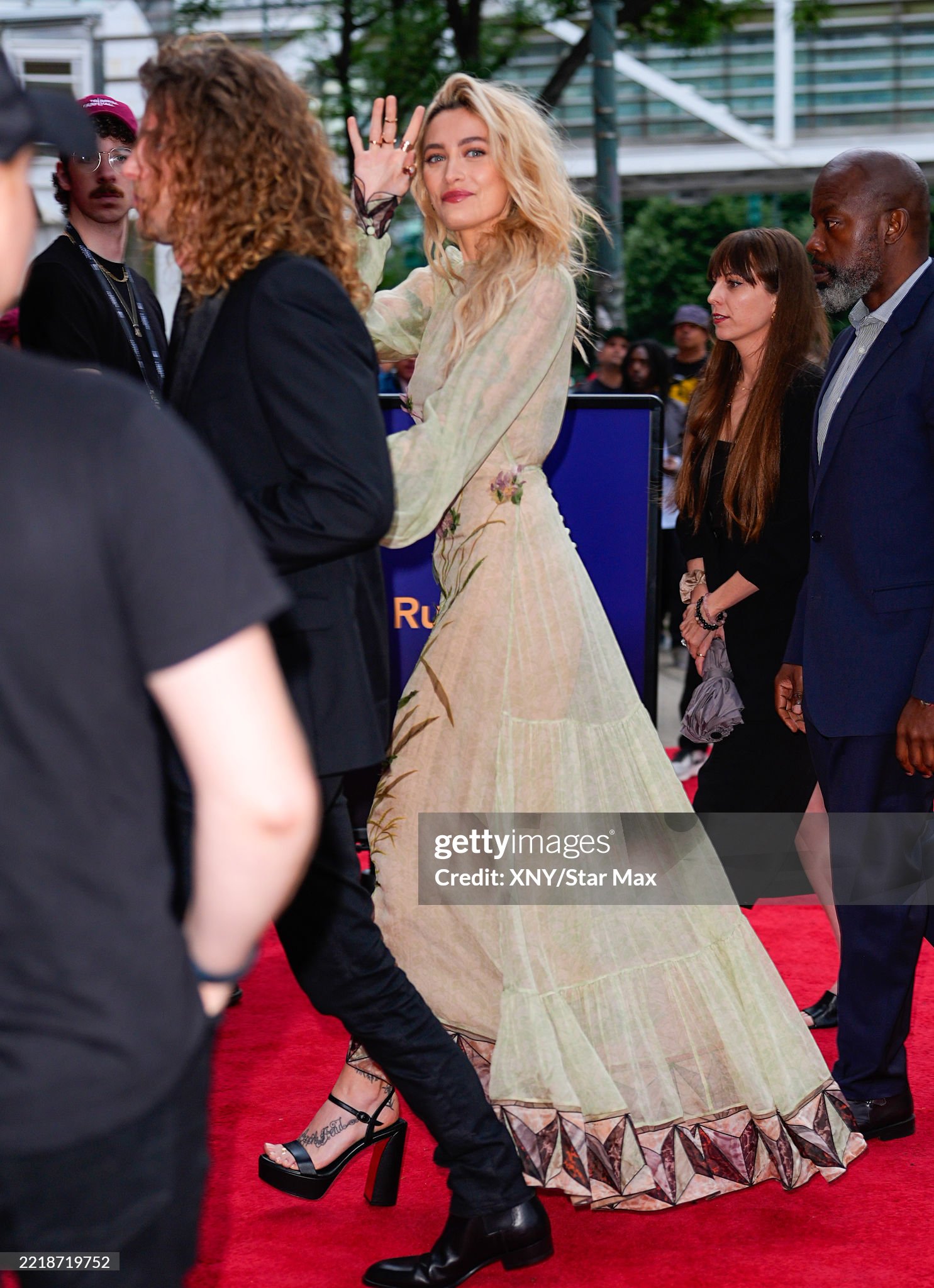 Paris Jackson's feet