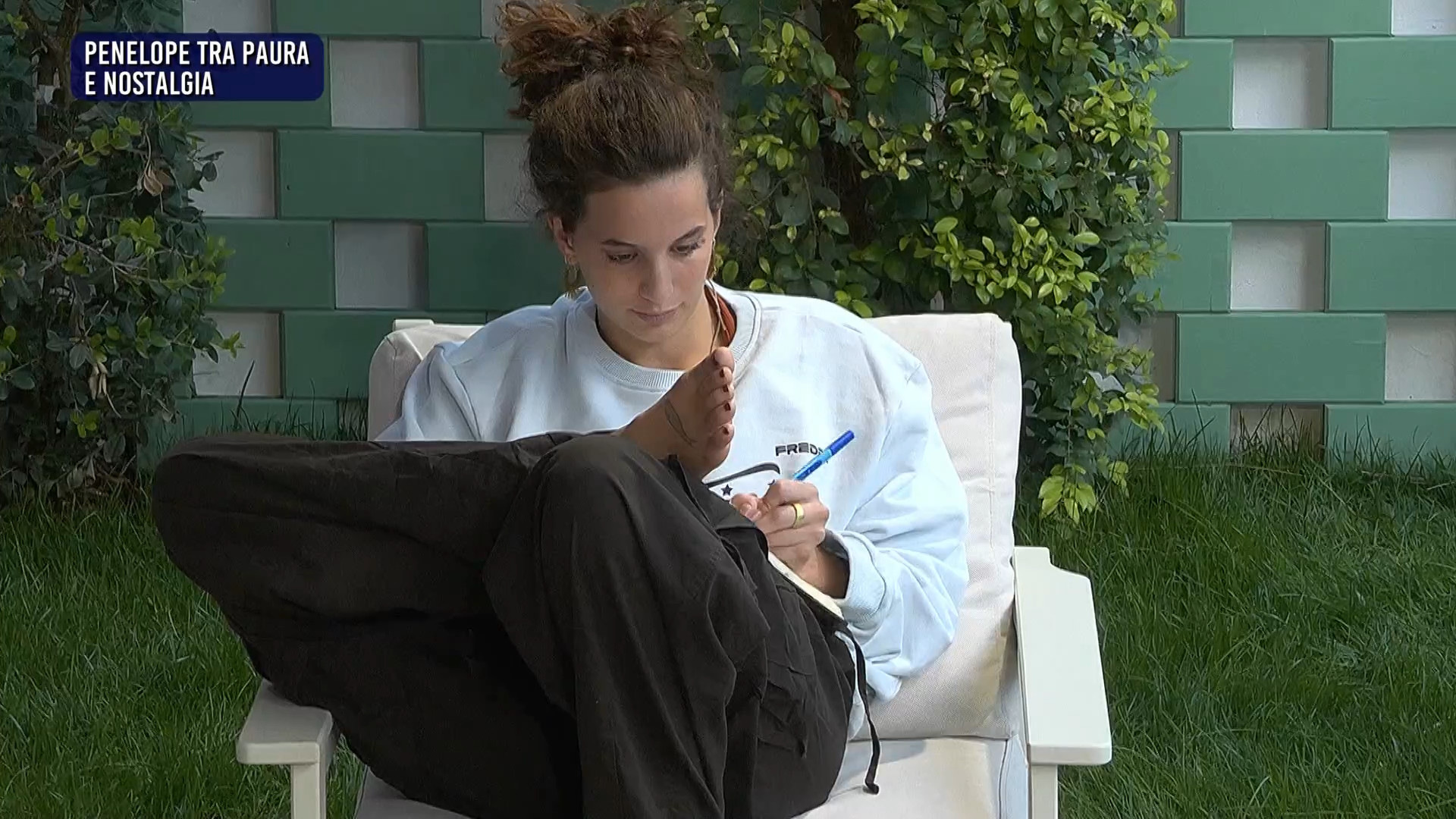 Penelope Massa's feet