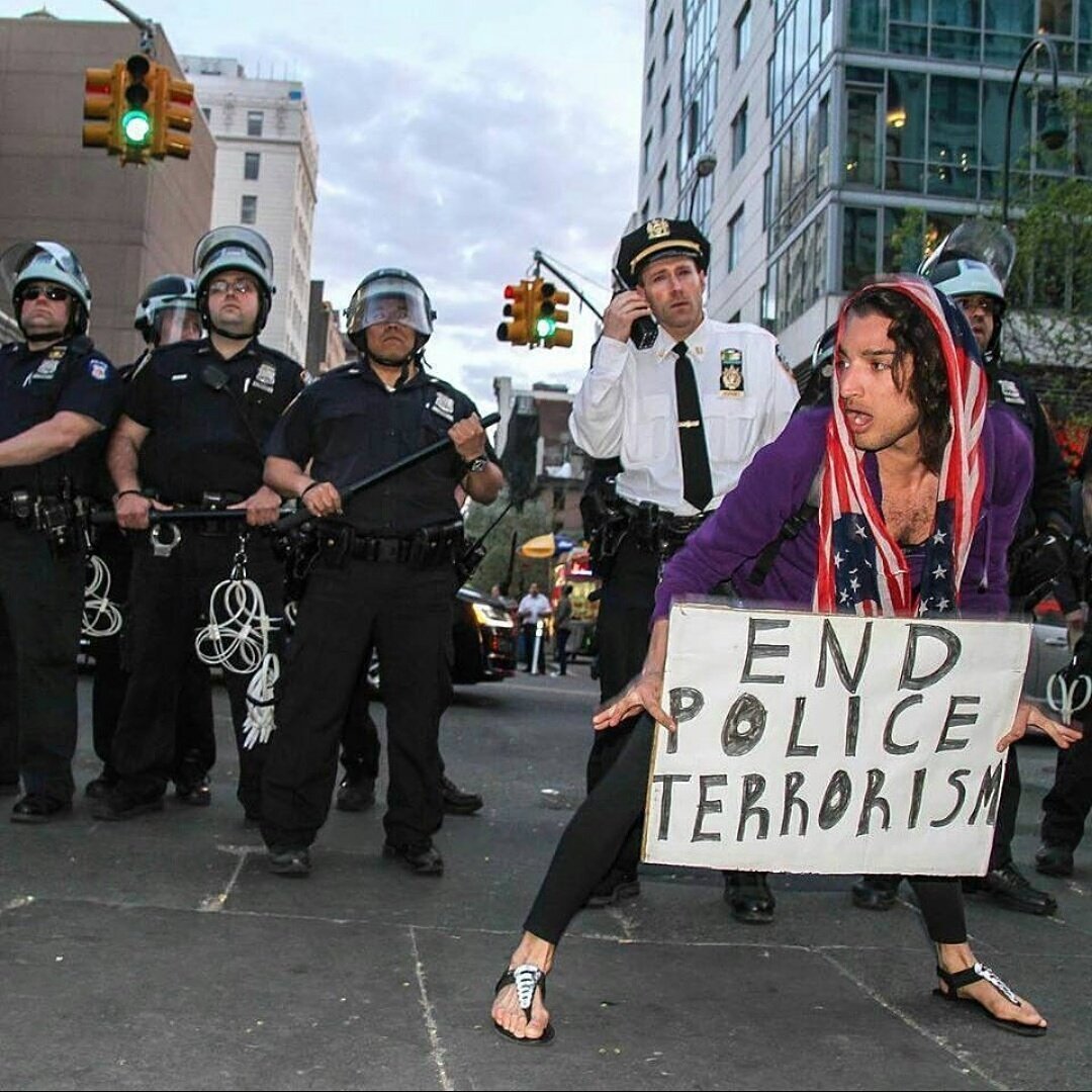 Qween Amor's feet