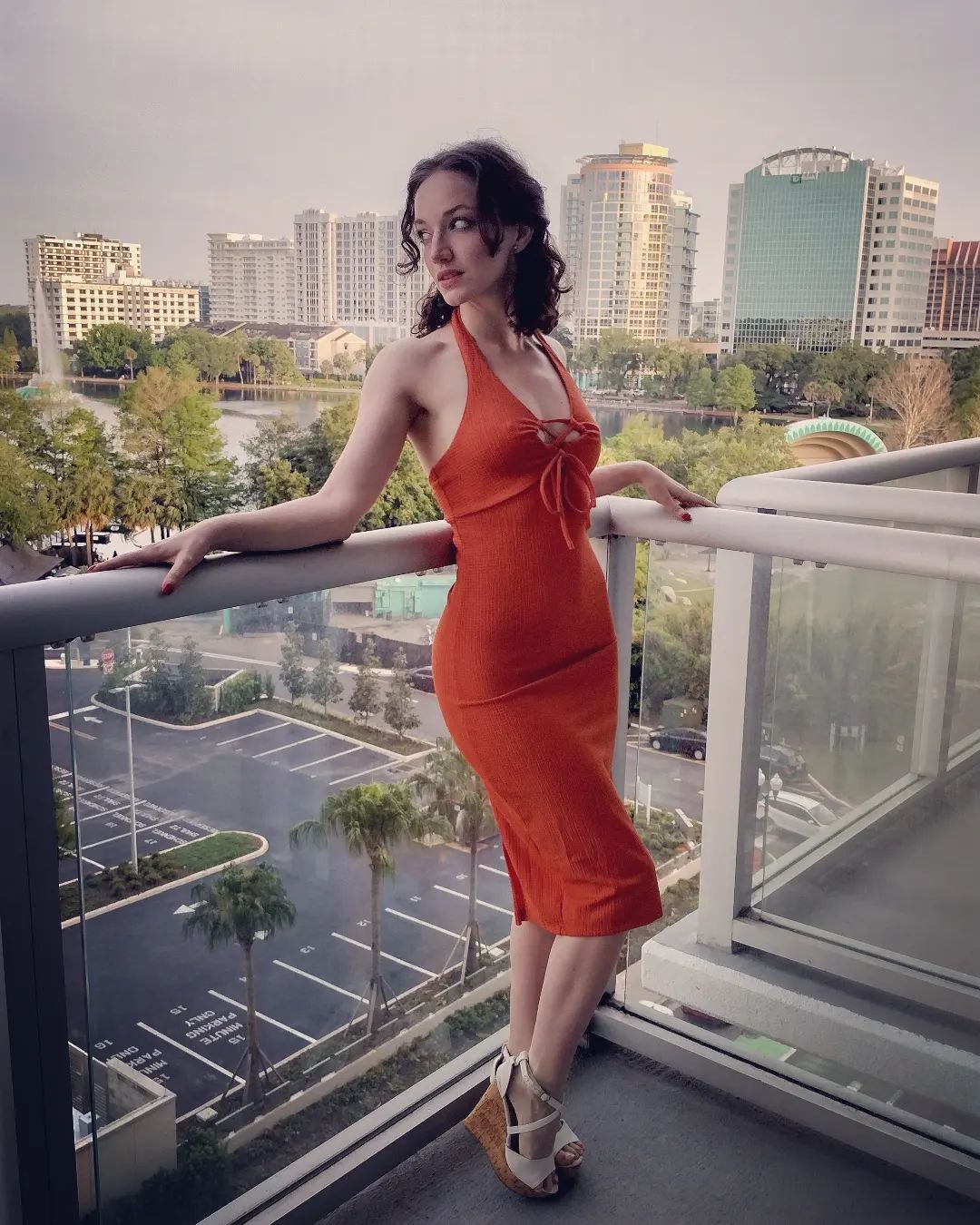 Rachel Comeau's feet