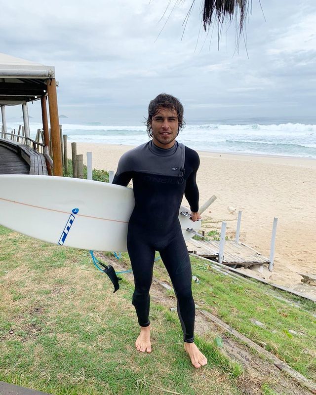 Rafael Castro's feet