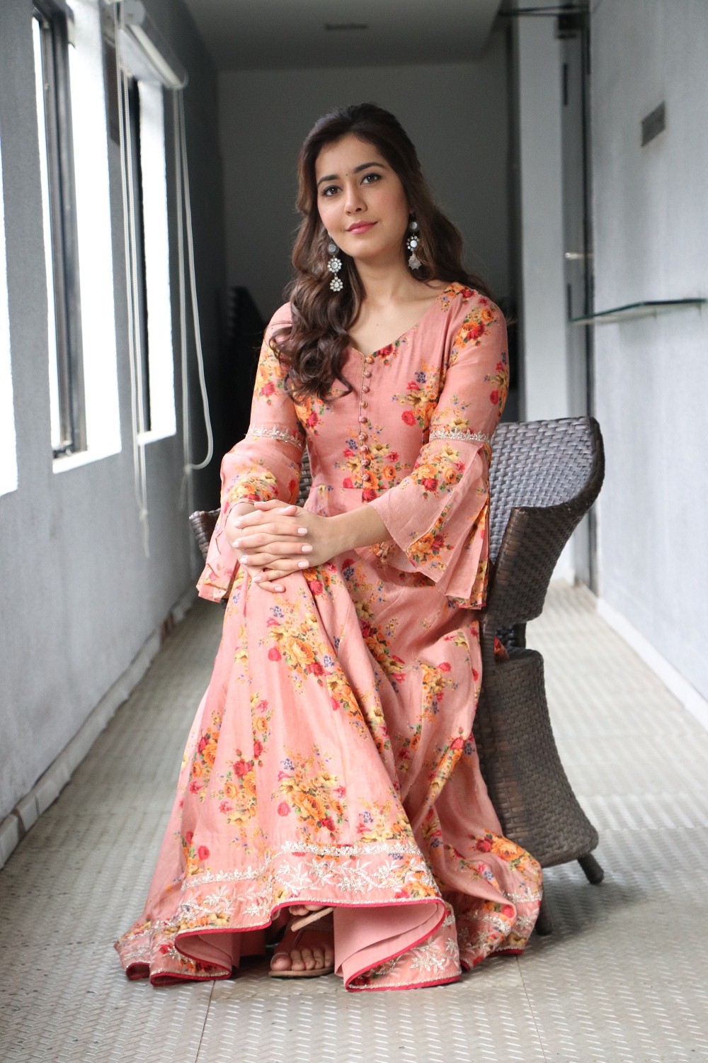 Rashi Khannas Feet