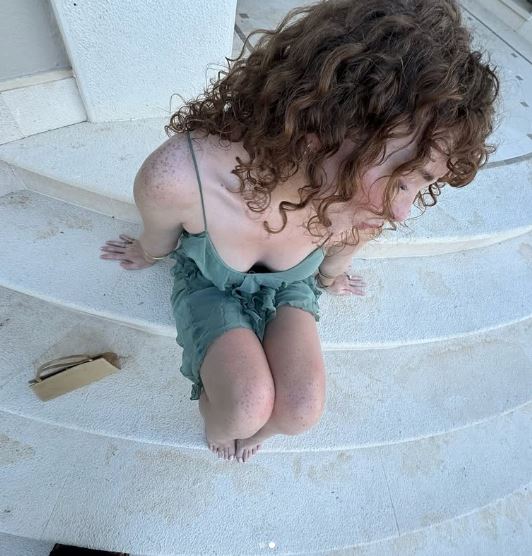 Rebecca Inesons Feet