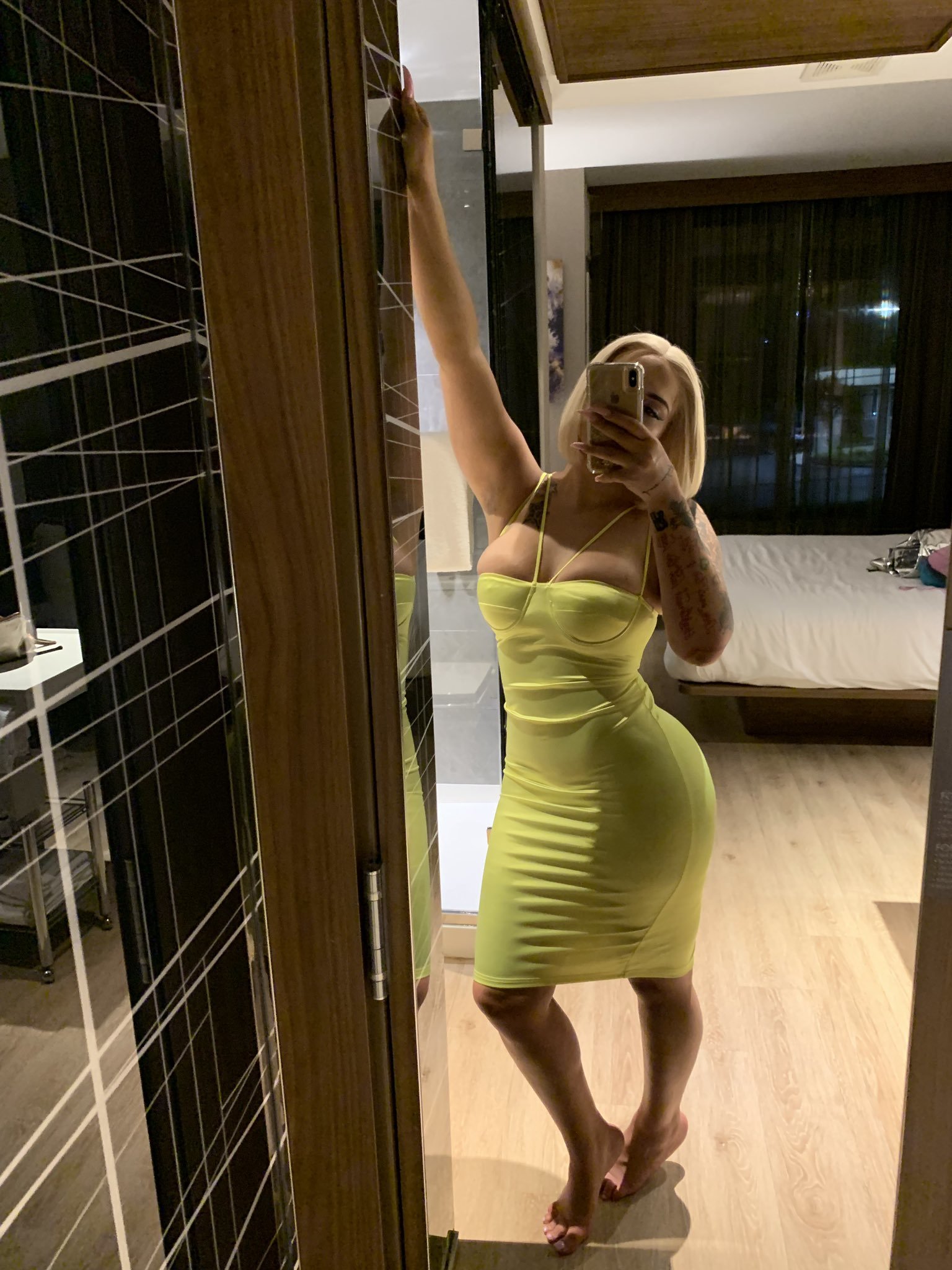 Renni Ruccis Feet I Piedi Di Renni Rucci Celebrities Feet 2025