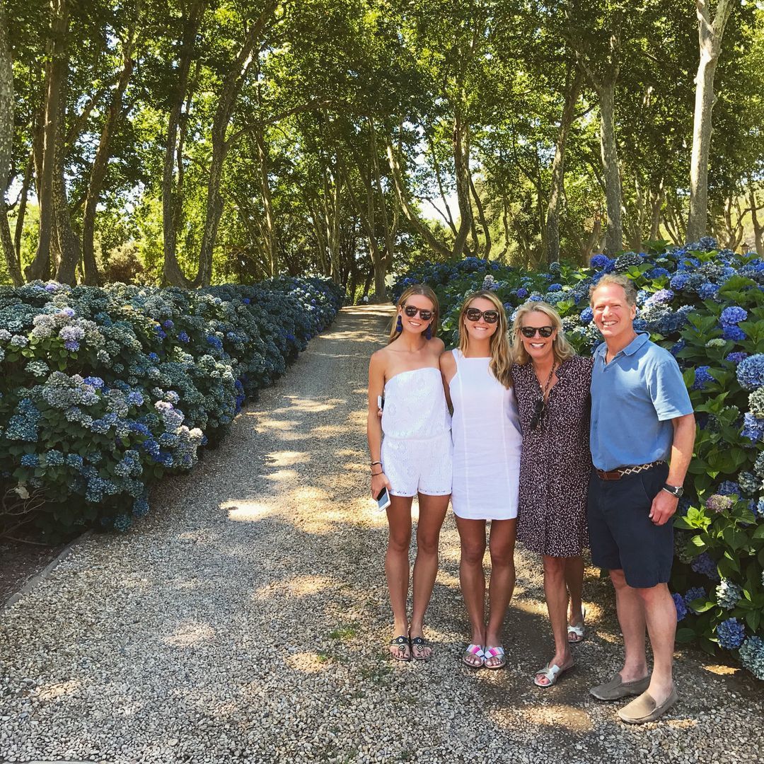 Revell Carpenter's feet