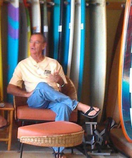 Robert August's feet