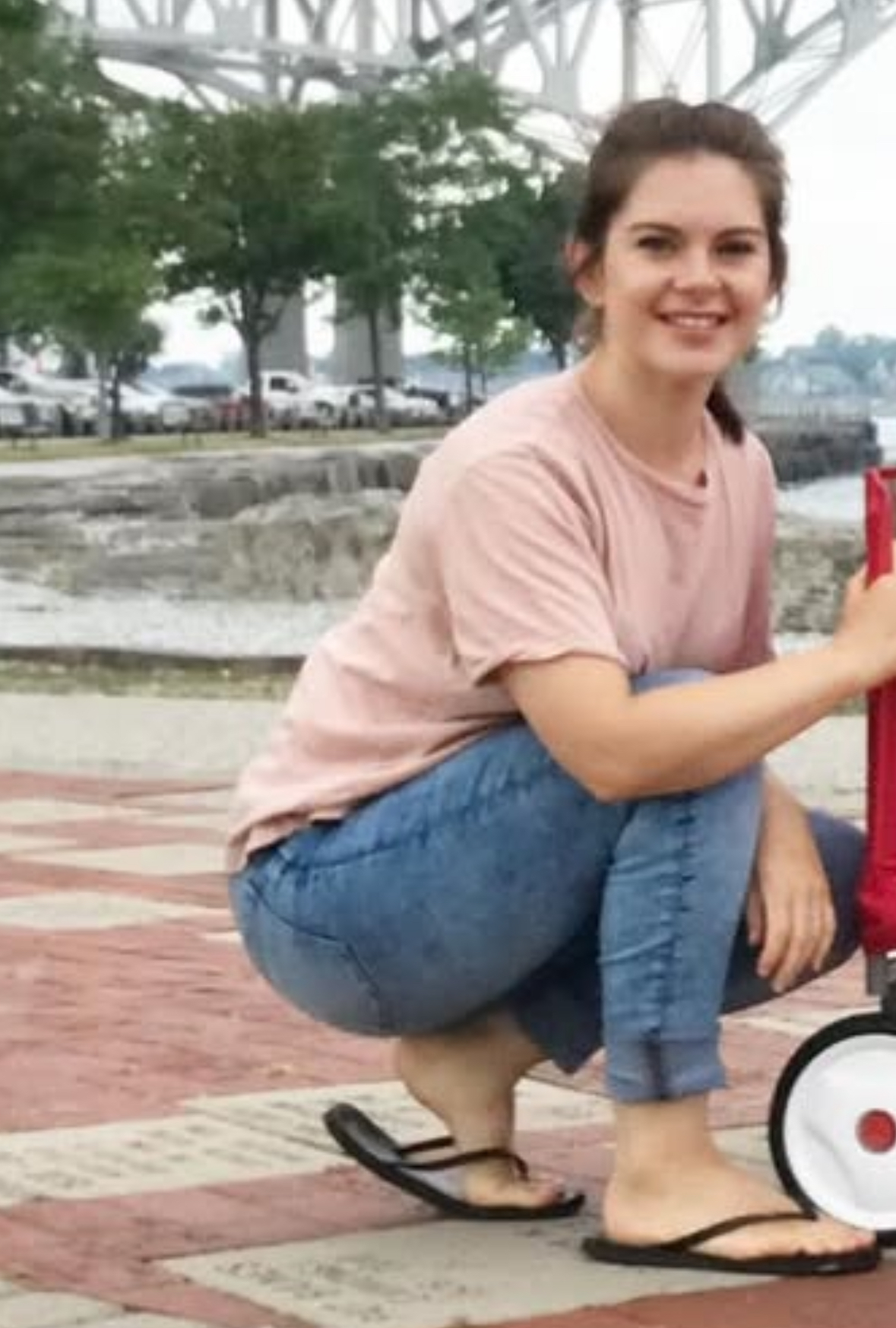 Robyn Doolittle's feet