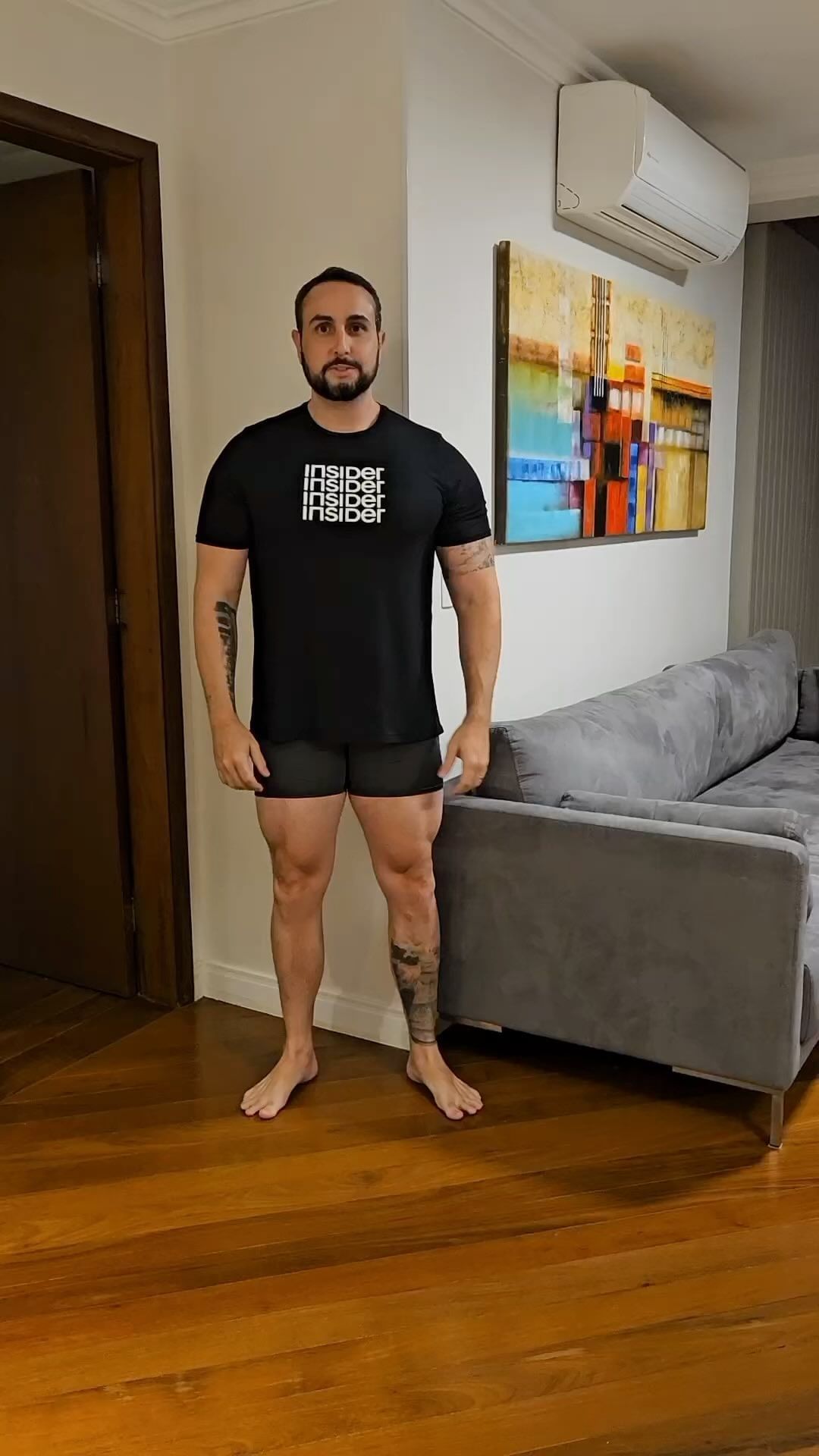 Rodrigo Góes's feet