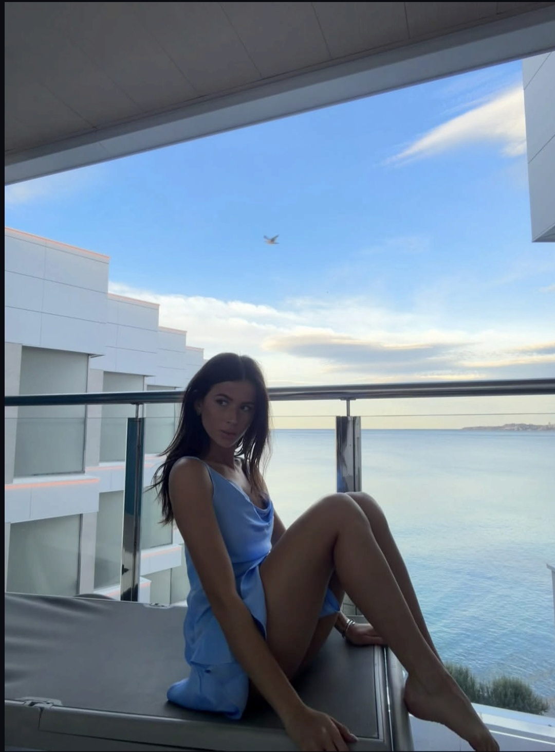 Roxie Wegiel's feet