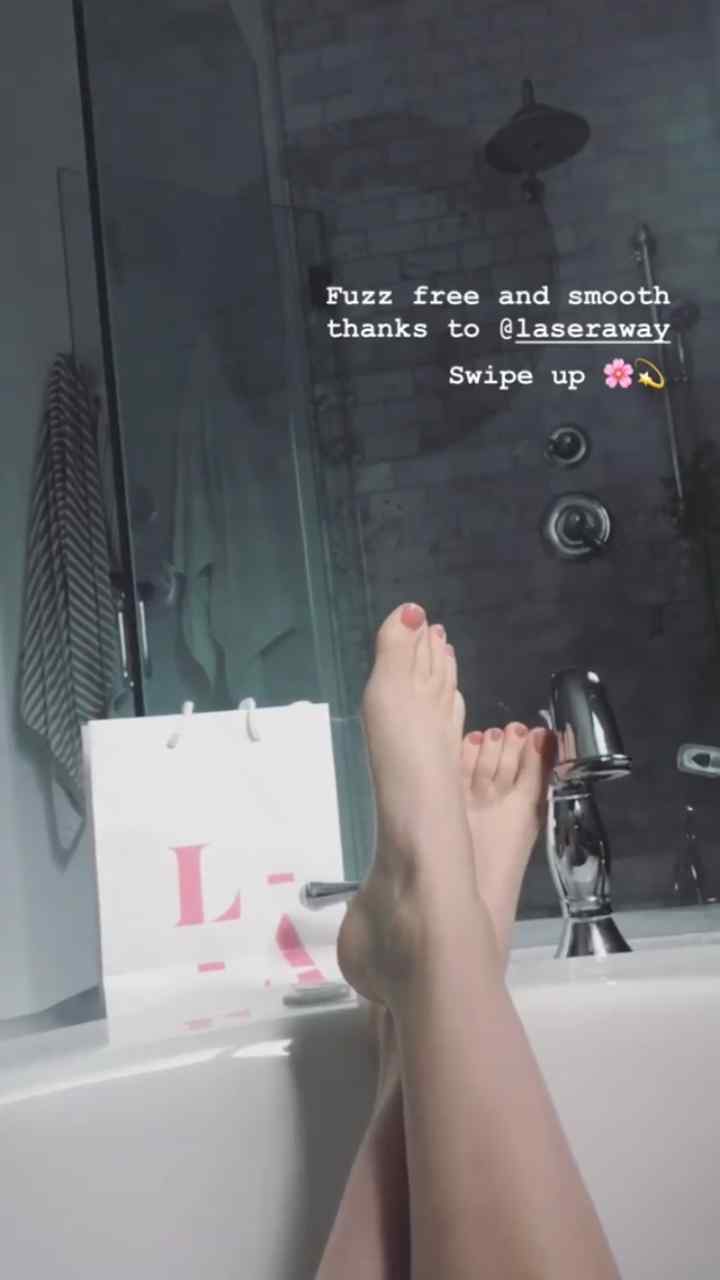 Ryan Whitneys Feet I Piedi Di Ryan Whitney Celebrities Feet 2023