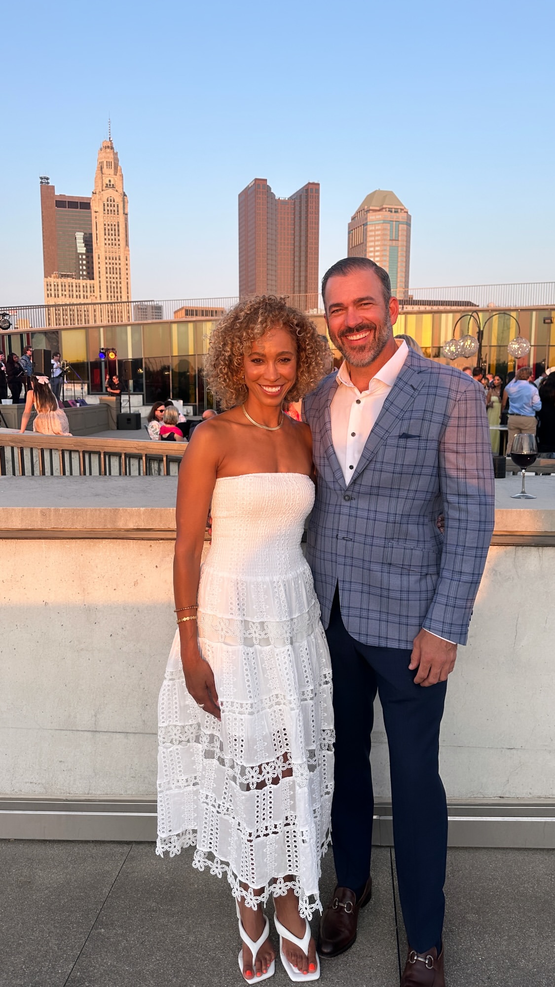 Sage Steele's feet