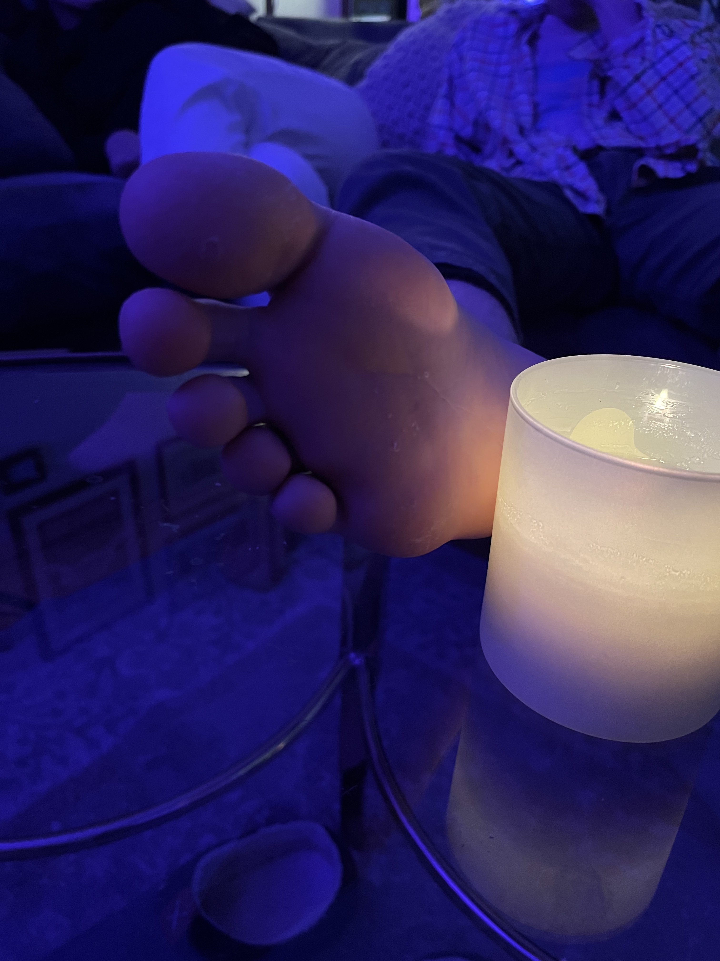 Sam Flax's feet