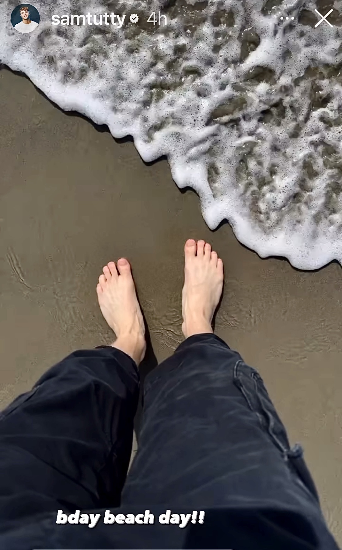 Sam Tutty's feet