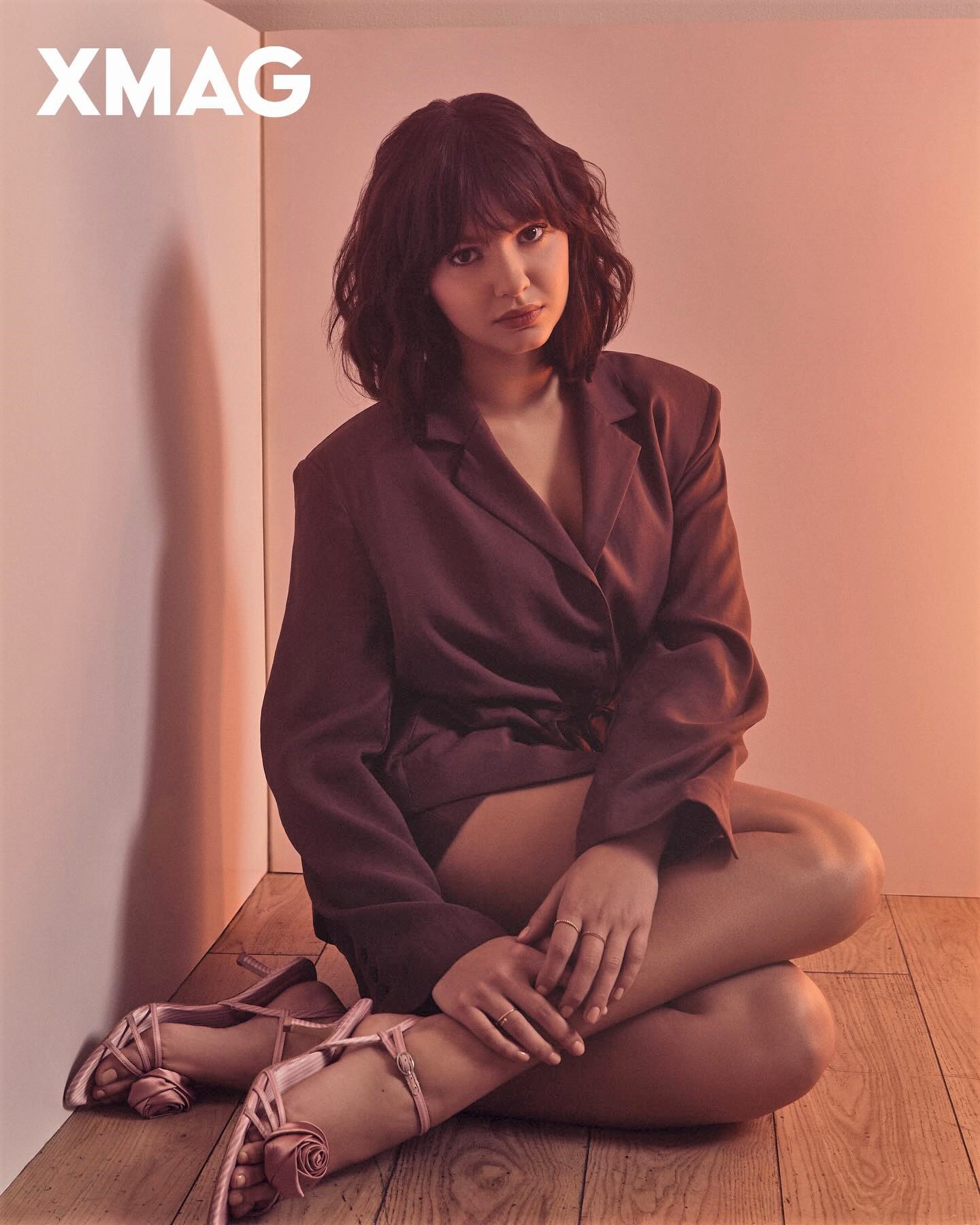 Samantha Lorraine's feet