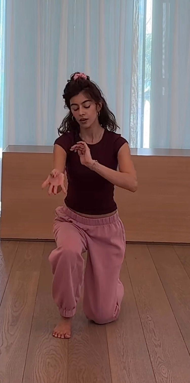 Samica's feet