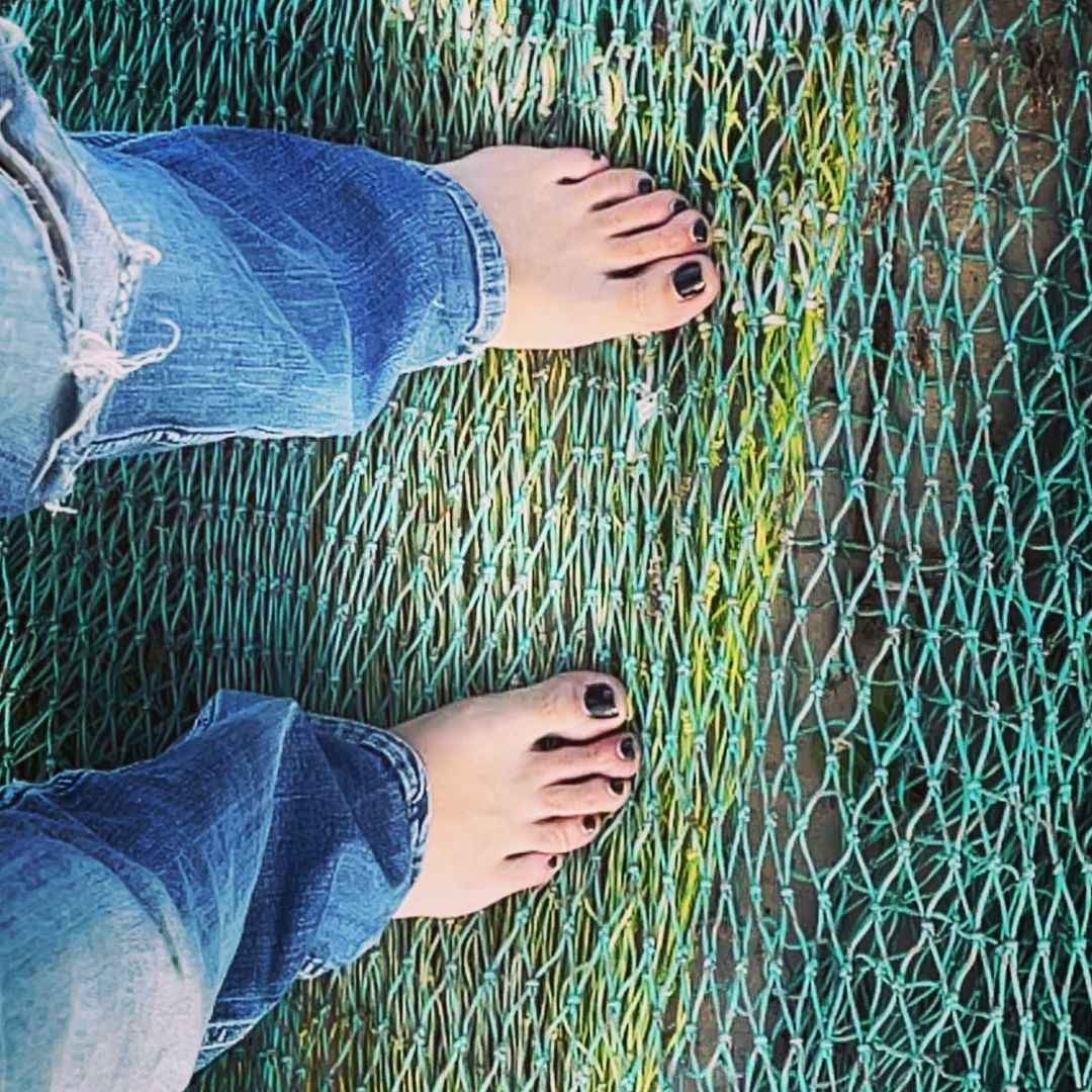 Sara Ball's feet