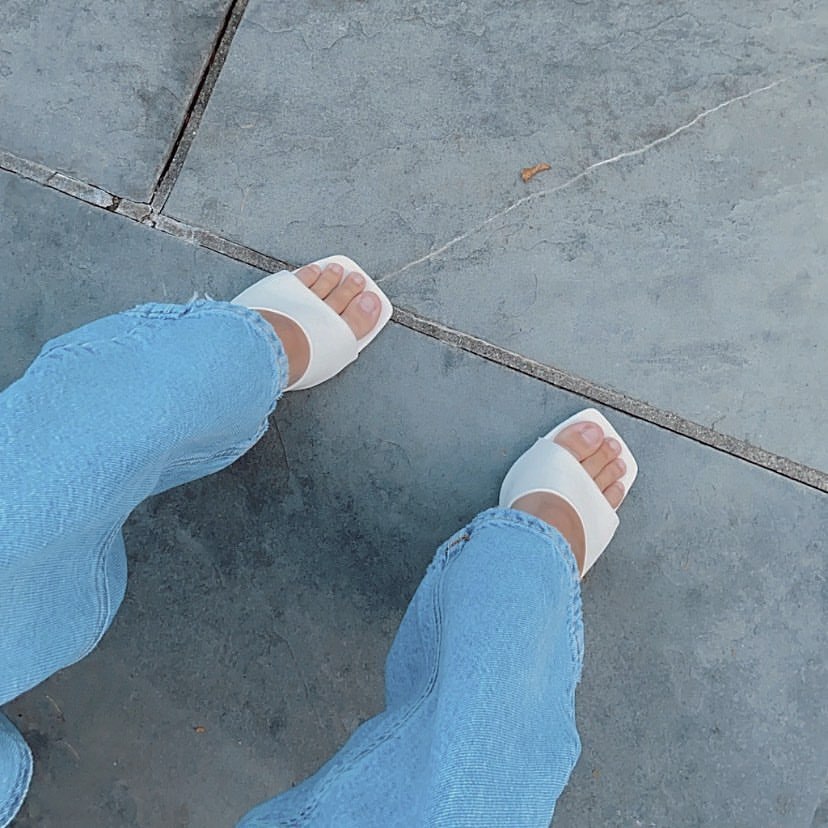 Sarah Hamrick's feet