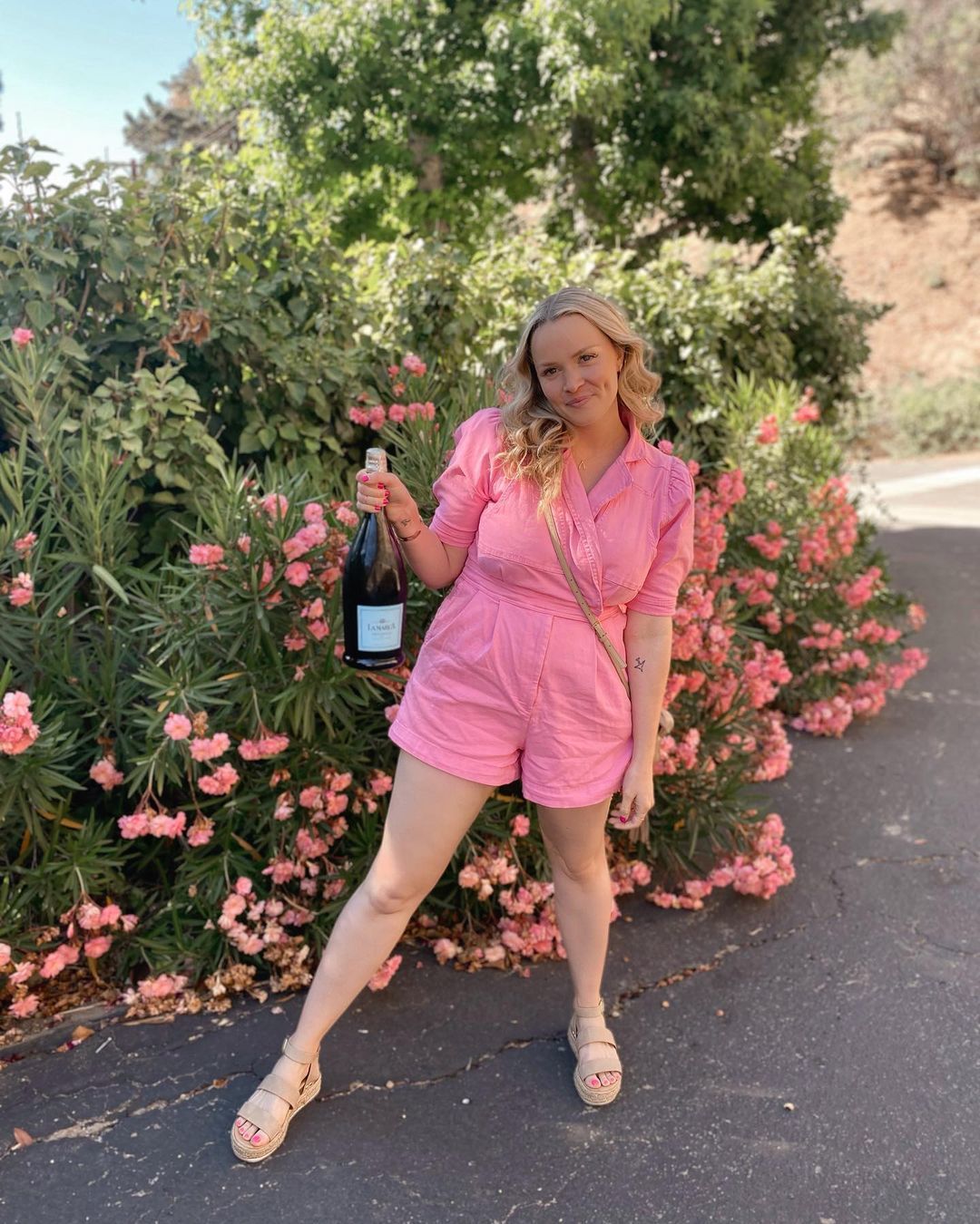 Sarah Lynn Robinson's feet