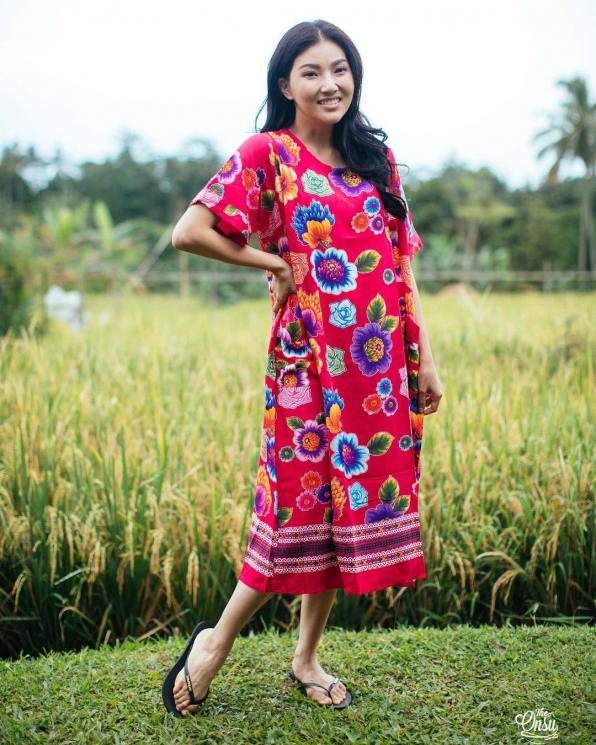 Sarwendah Tan's feet