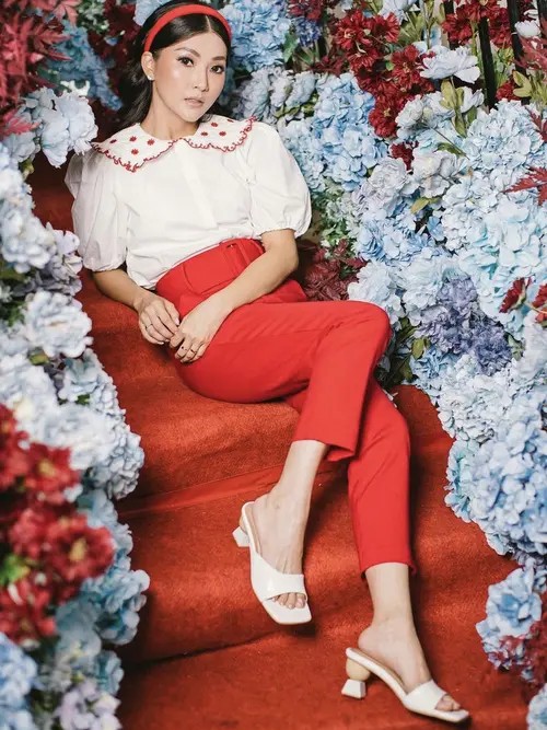 Sarwendah Tan's feet