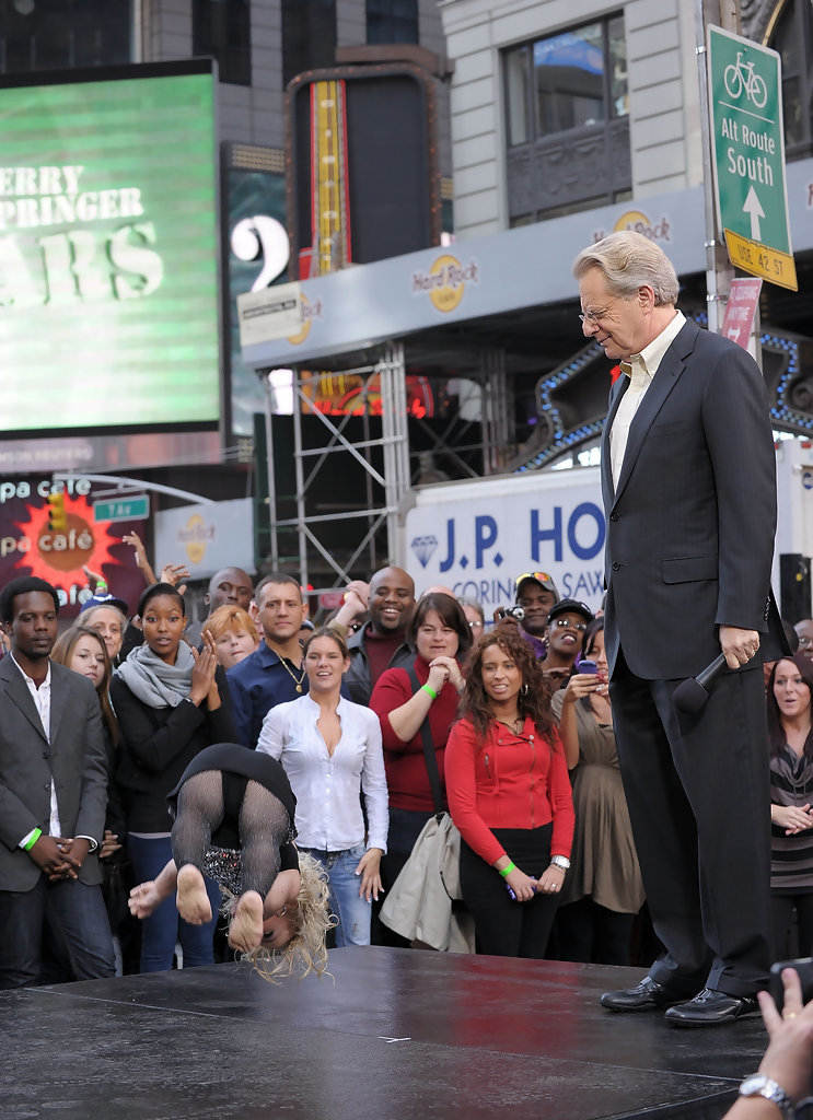 Sassee Cassee's feet
