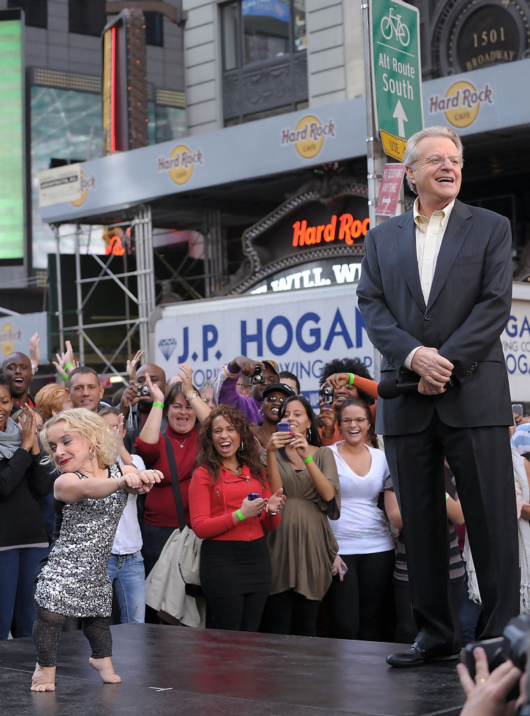 Sassee Cassee's feet