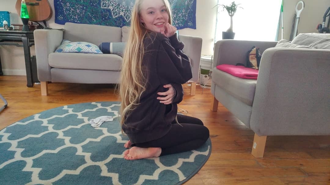 Sativa Skiess Feet I Piedi Di Sativa Skies Celebrities Feet 2025
