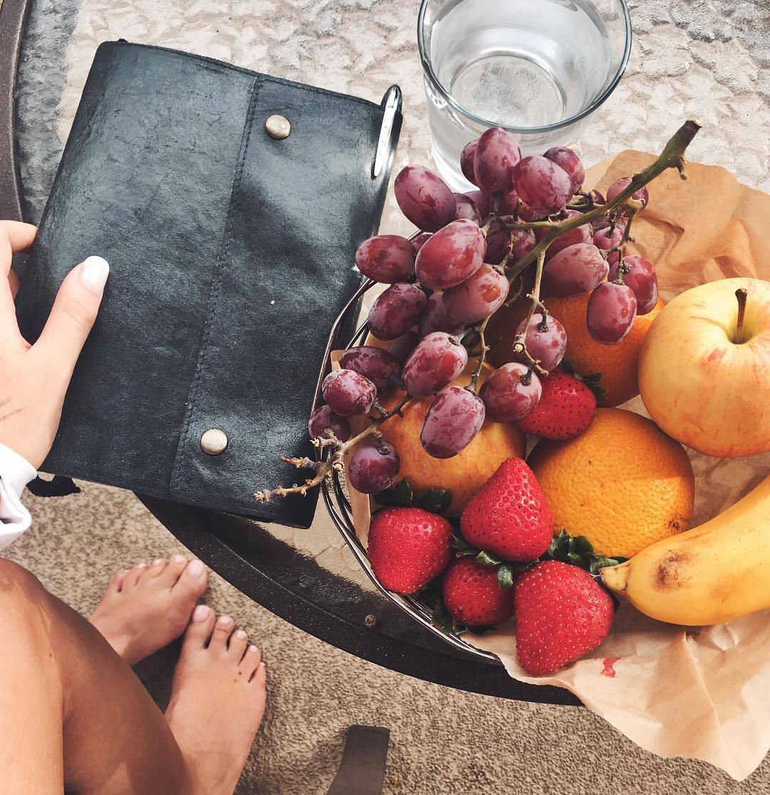 Savvy Shieldss Feet I Piedi Di Savvy Shields Celebrities Feet 2022