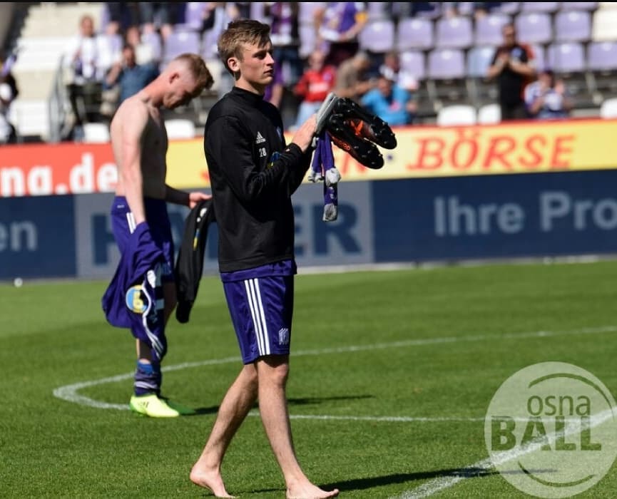 Sebastian Klaas's feet