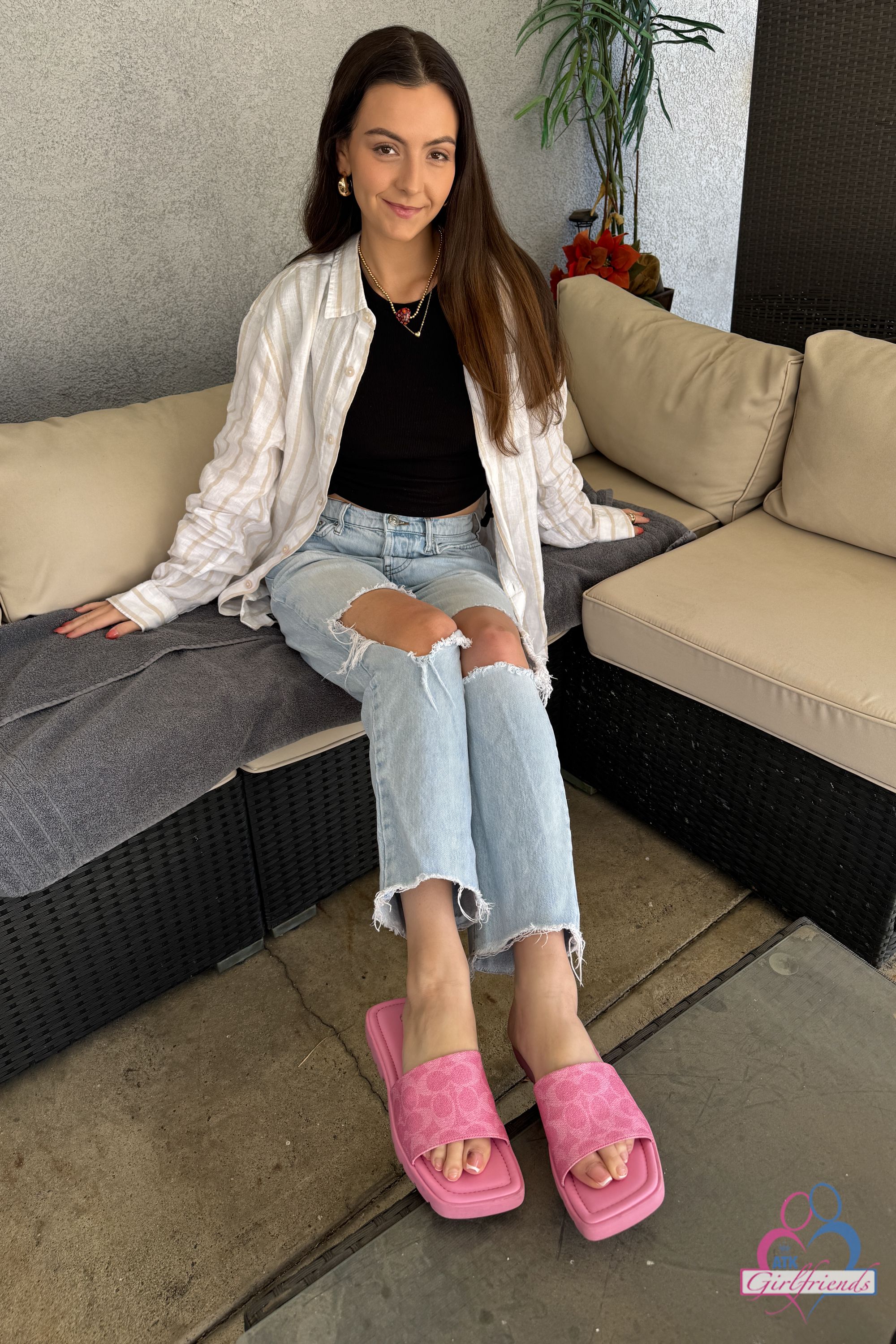 Serena Hill's feet