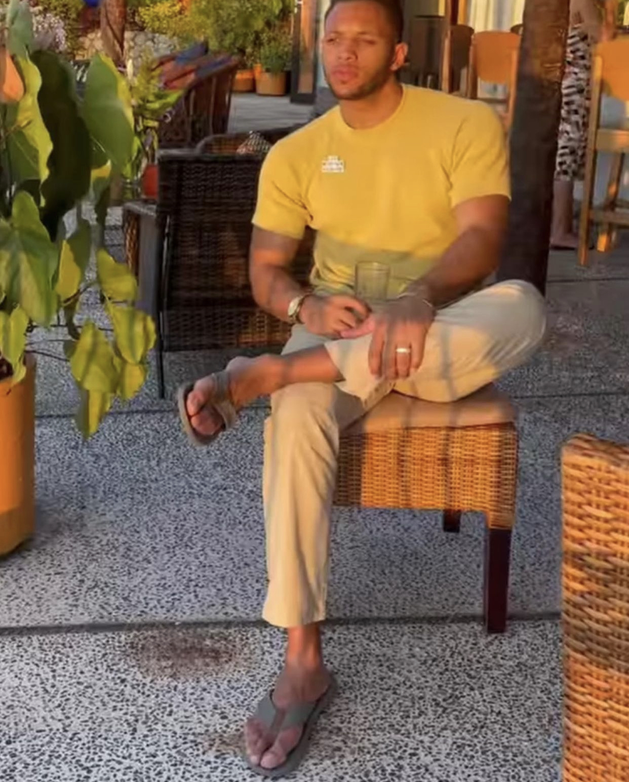 Shakeel Simmons's feet