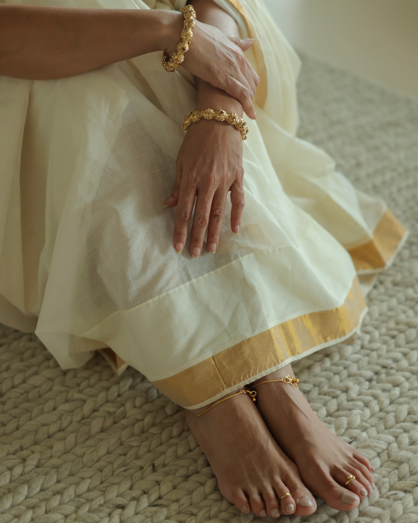 Shefali Shah's feet