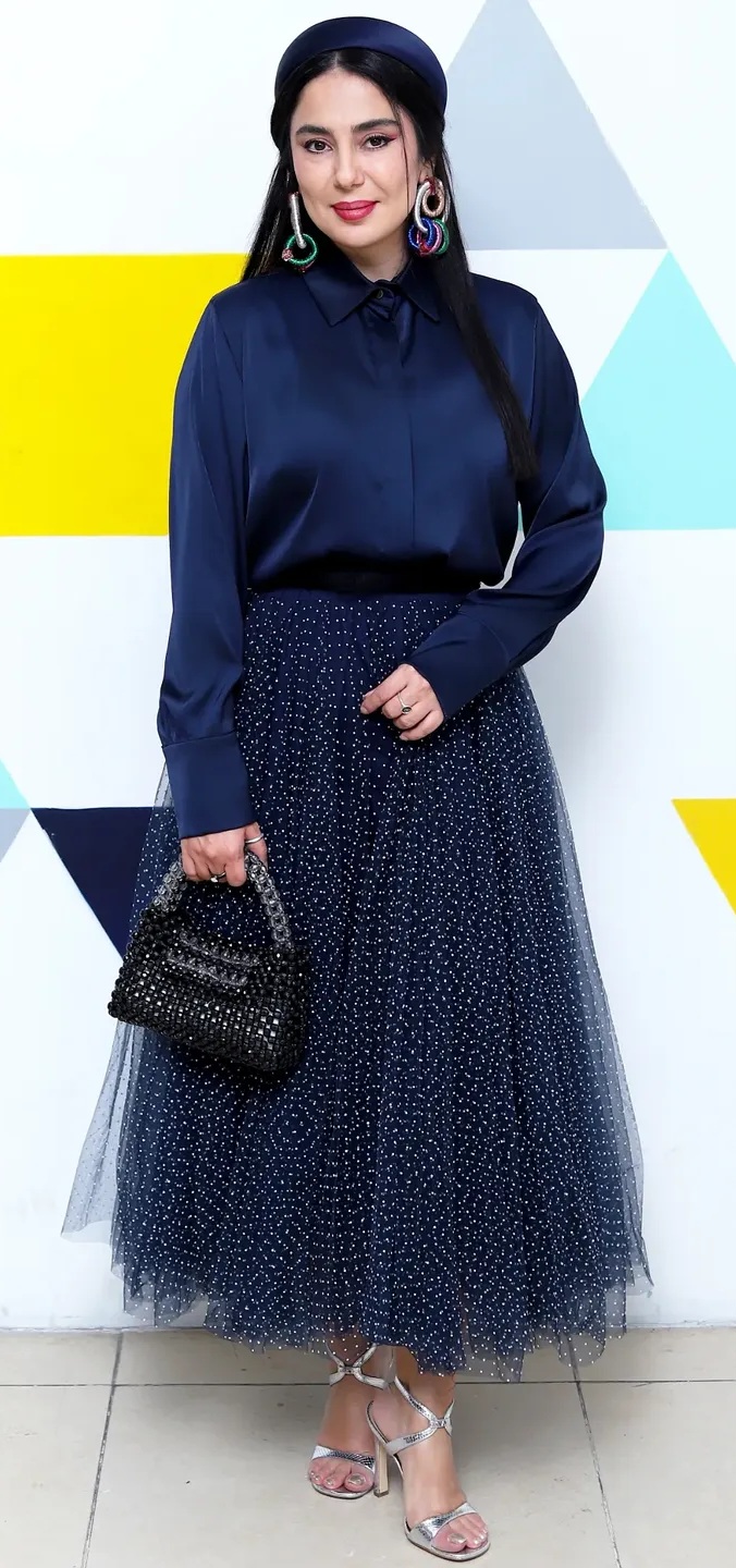 Sheida Yousefi's feet