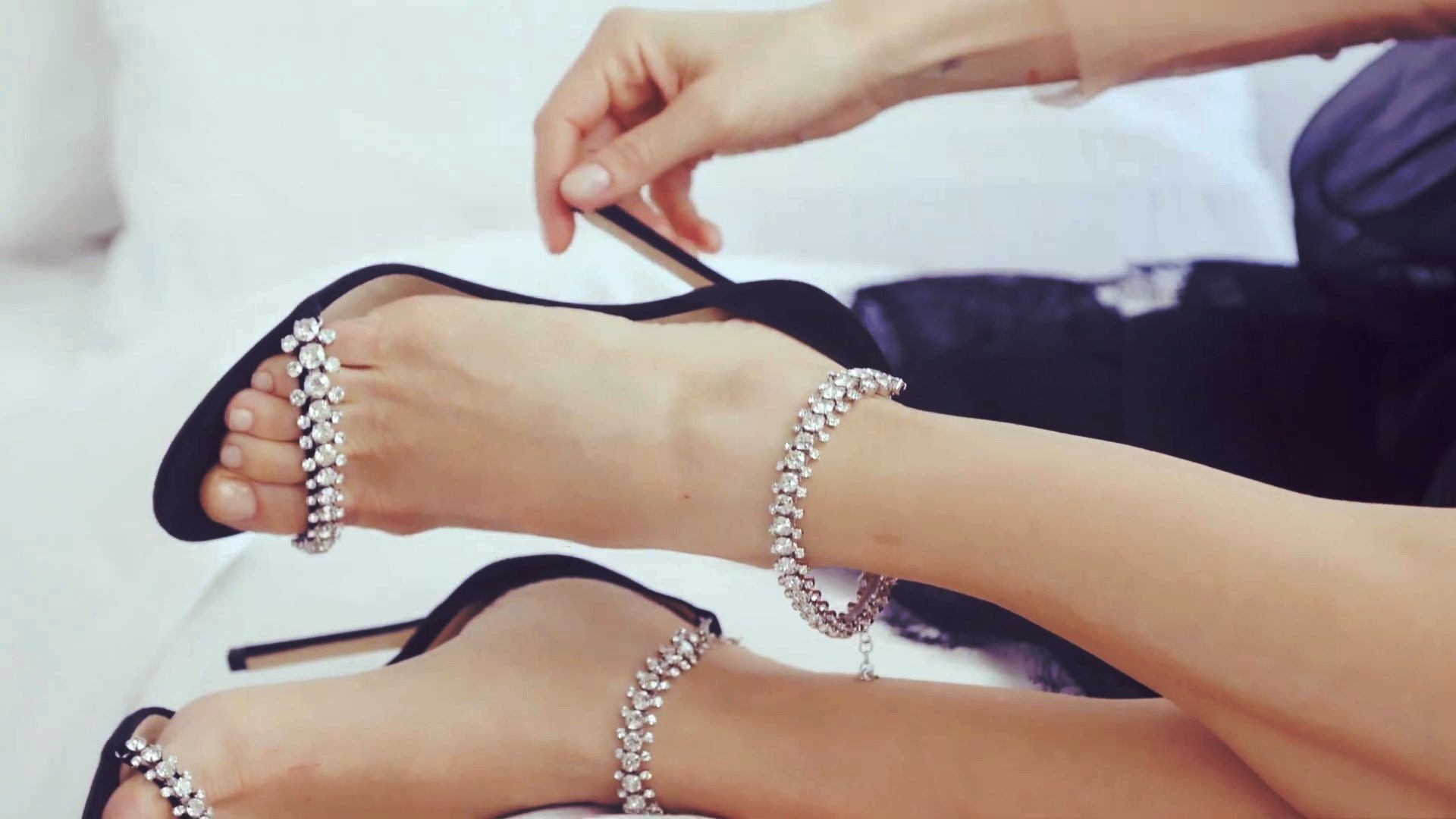 Sienna Millers Feet