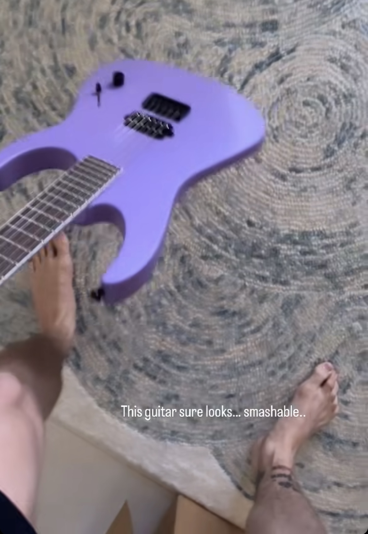 Sullivan King's feet