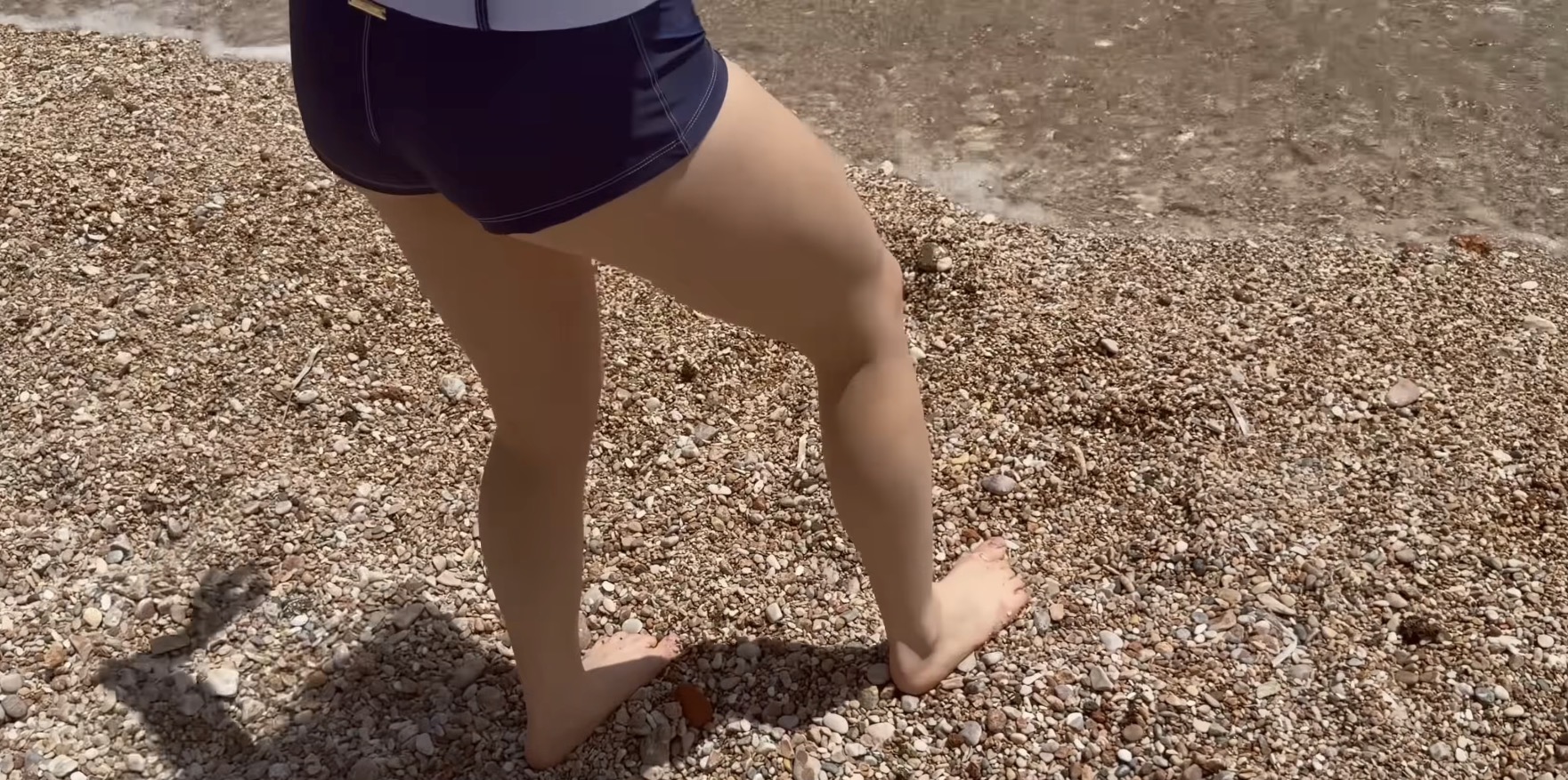 Sunday Kalogeras's feet
