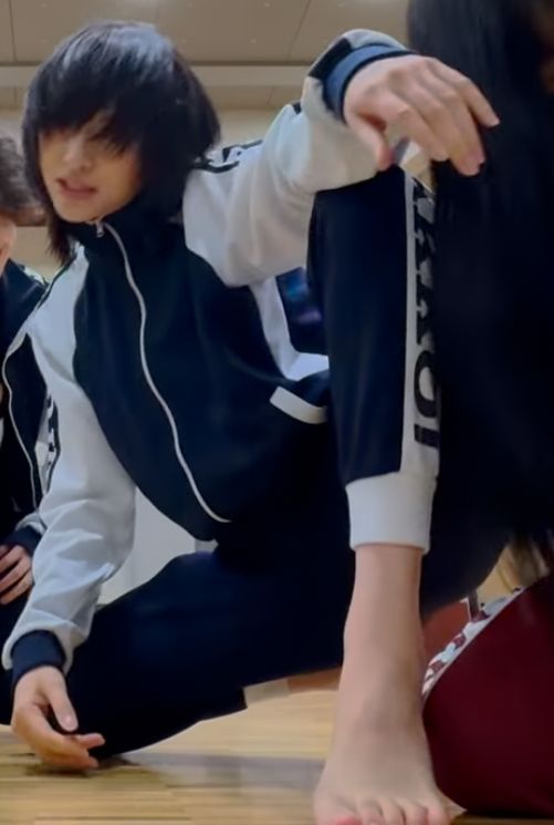 Suzuka's feet