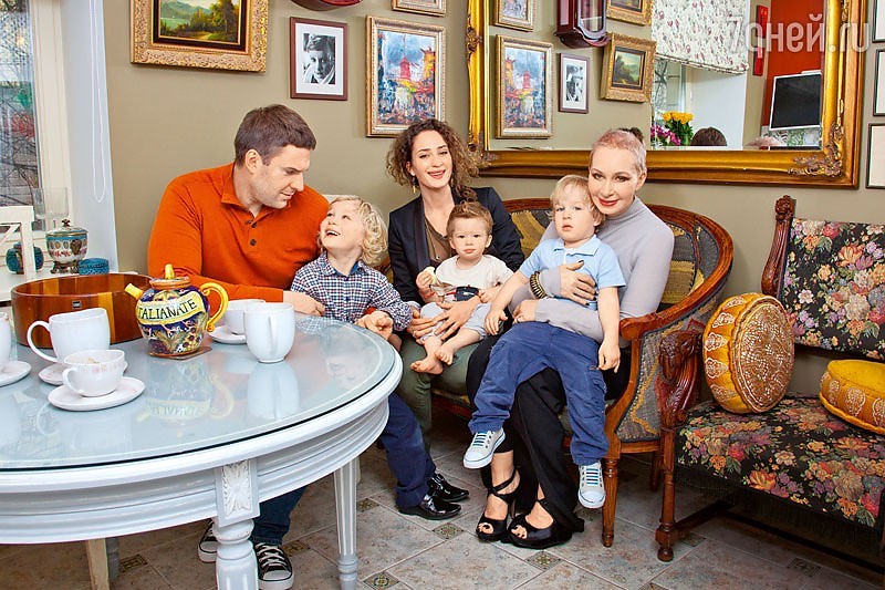 Tatyana Vasileva's feet