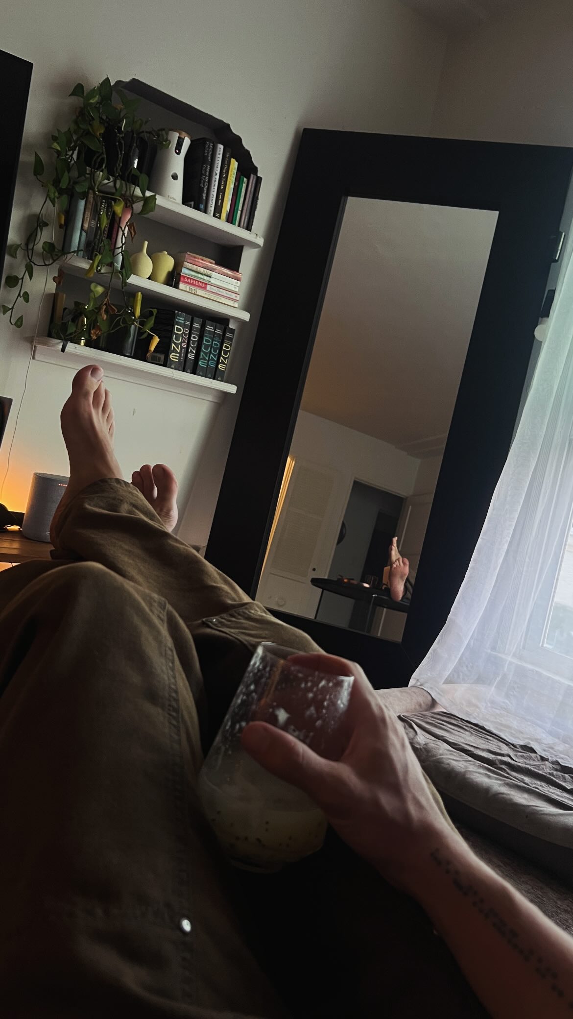 Taylor Dean Whitcomb's feet