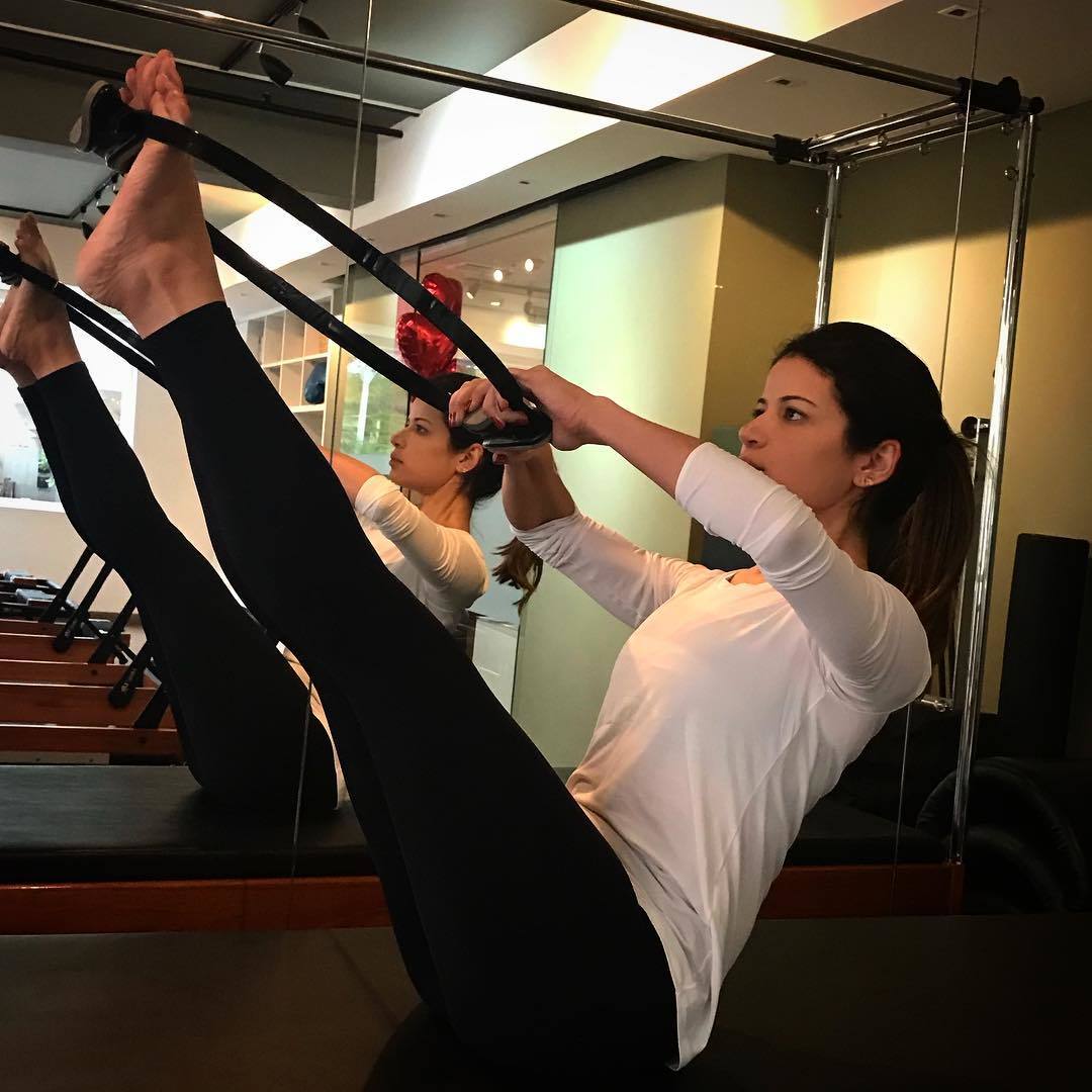 Thatiana Brasil's feet