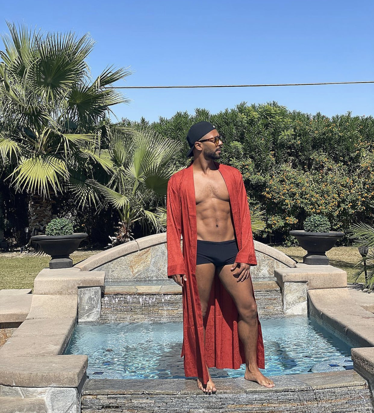 Thomas Hobson's feet