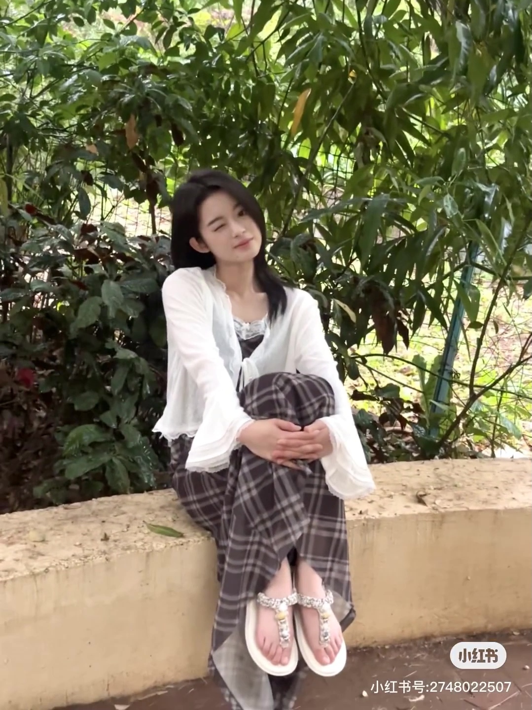 Tiantian Huangyang's feet