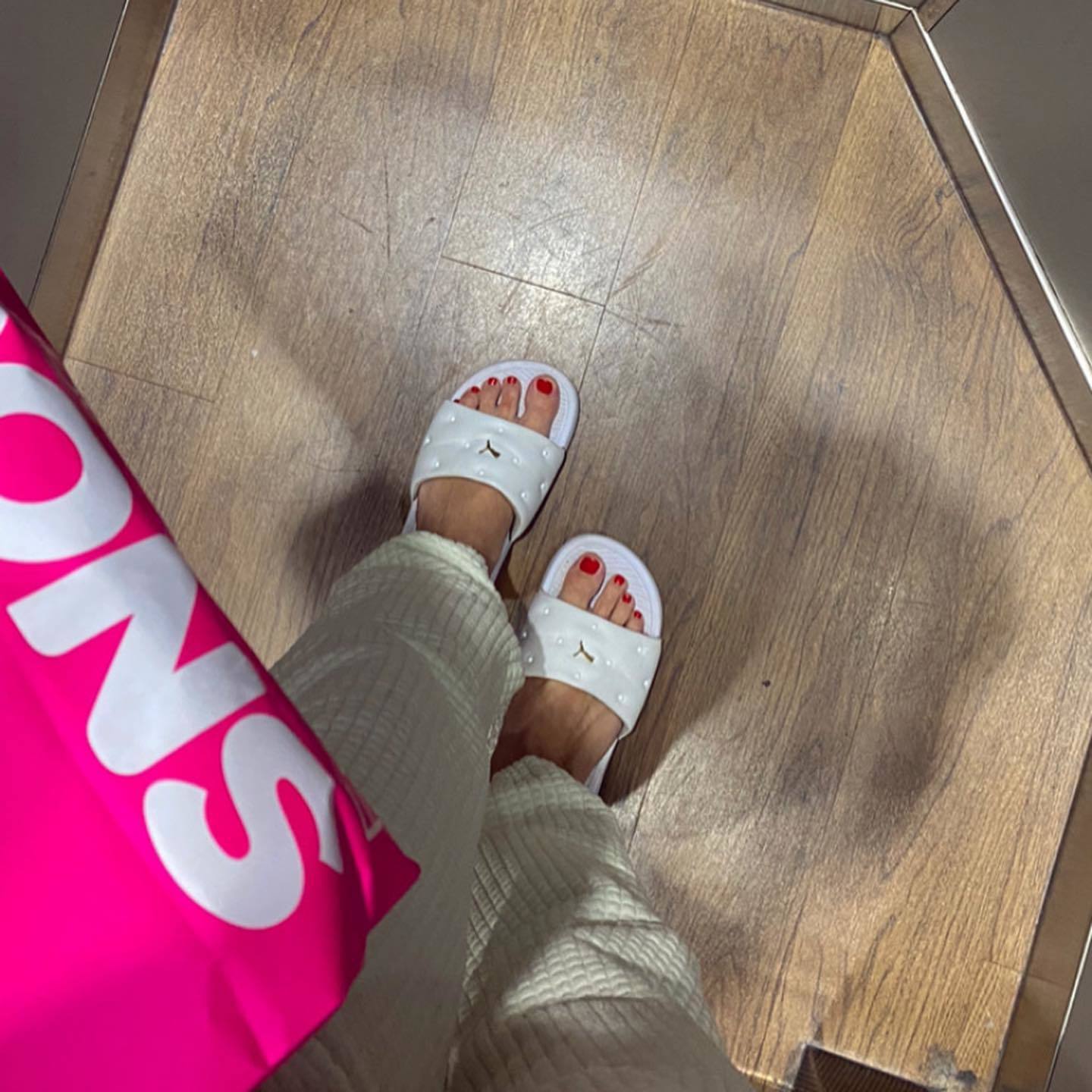 Tina Snowss Feet
