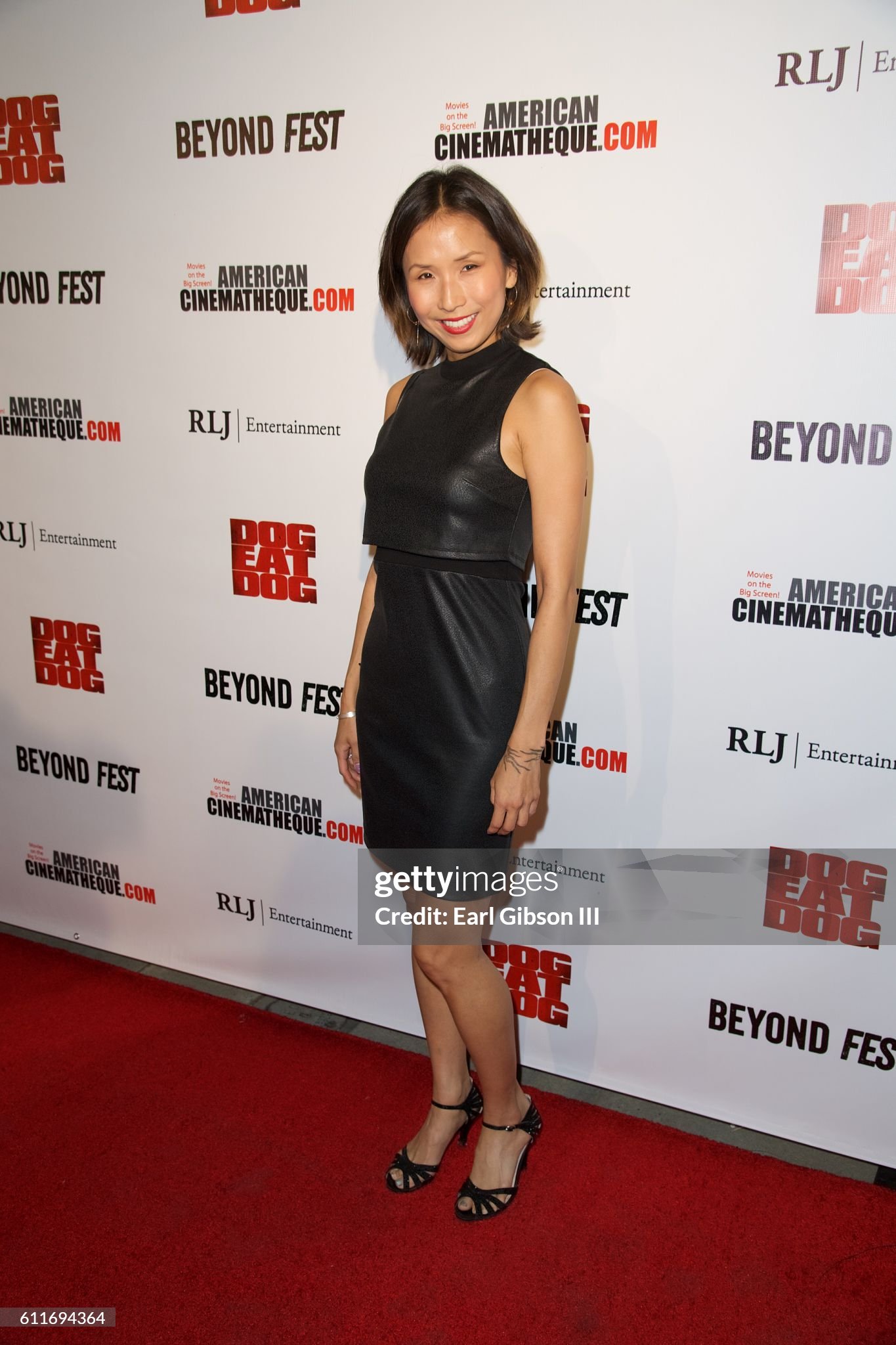 Tora Kim's feet