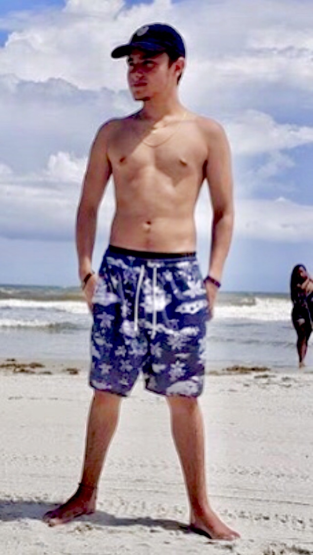 Tyler Fernandez's feet