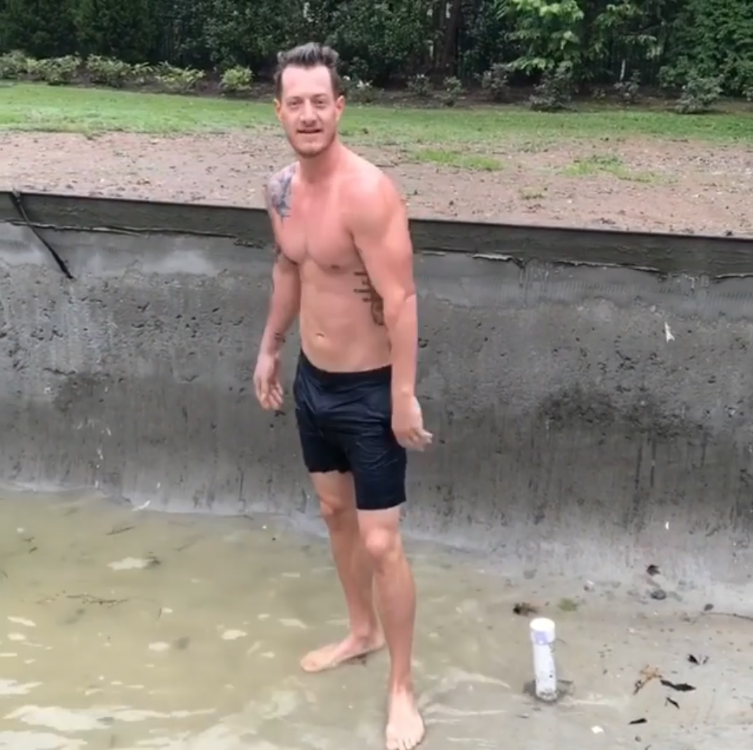 Tyler Hubbard's feet