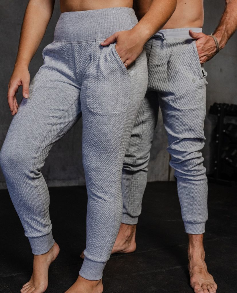 Tyler Roy Roberts's feet